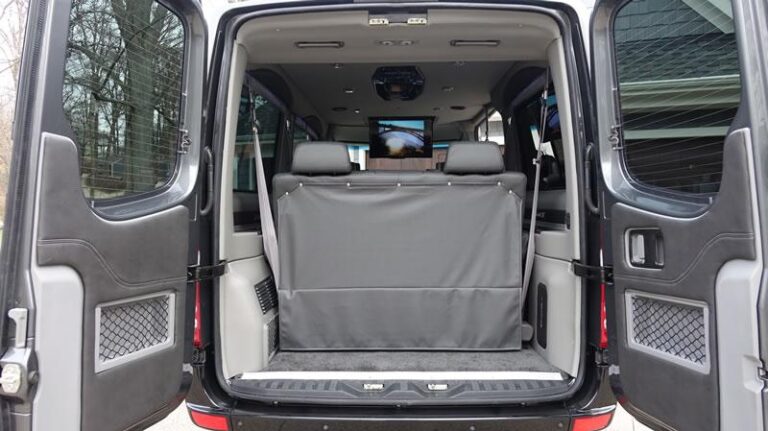 Mercedes-Benz Sprinter Graphite Grey Metallic - Explorer Van