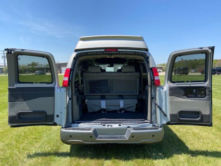Chevy GMC Silver Birch Metallic - Explorer Van